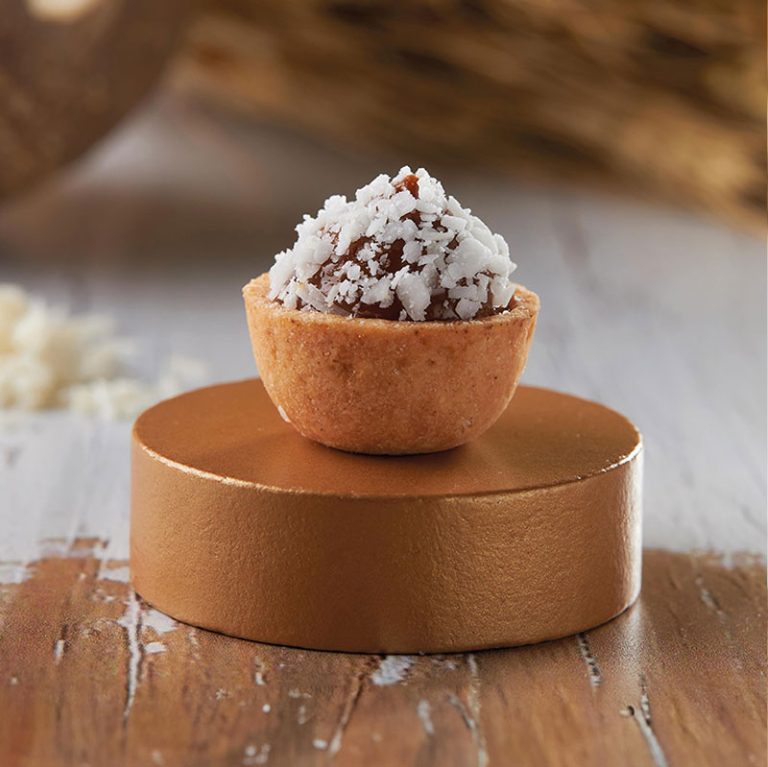 Enjoy Coconut Mini Bites, the perfect snack with an exotic touch
